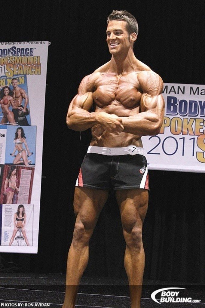 WBFF Male Muscle Model Scott Dorn